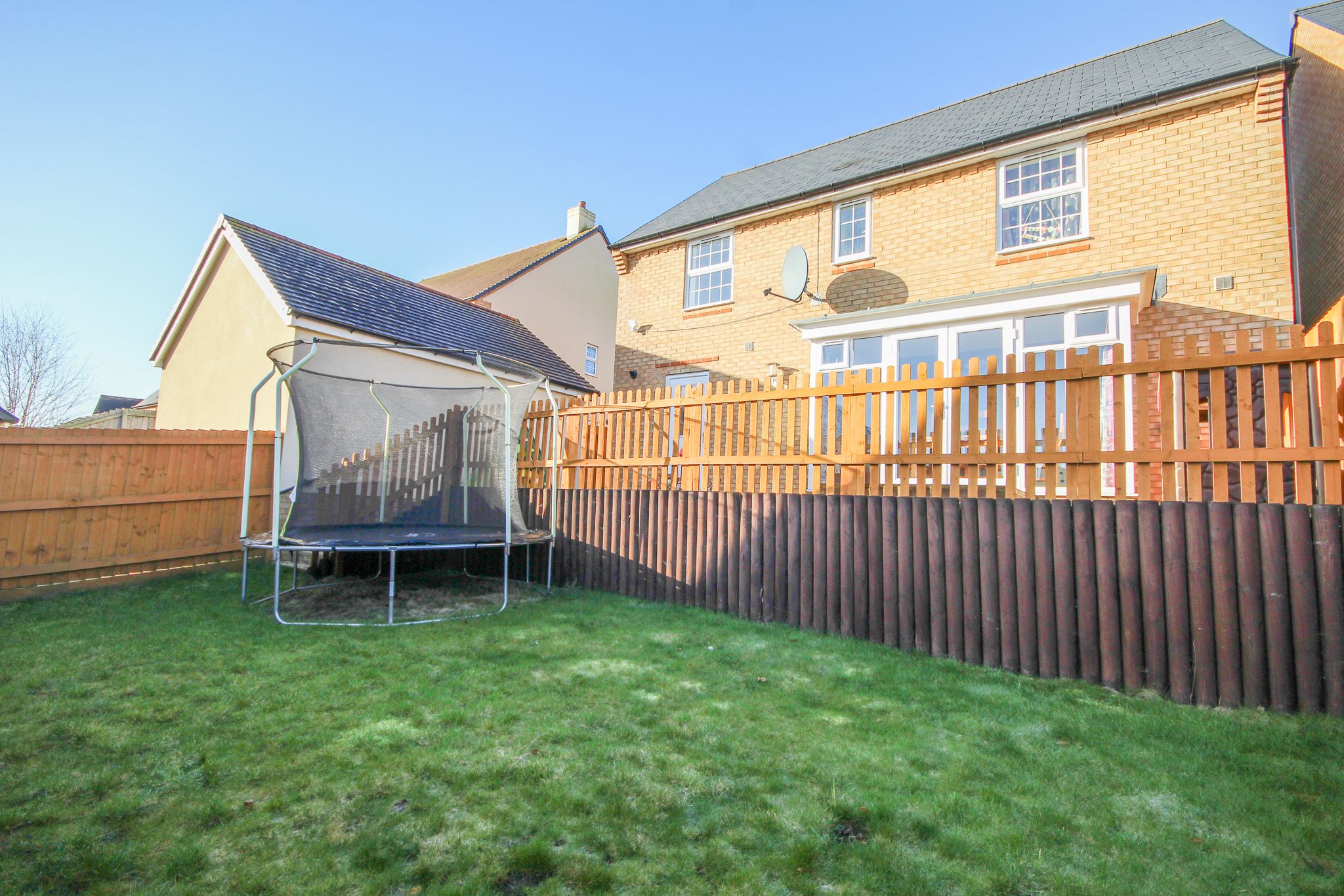 Frobisher Road, Yeovil, Somerset, BA21 | Towers Wills Estate Agents ...